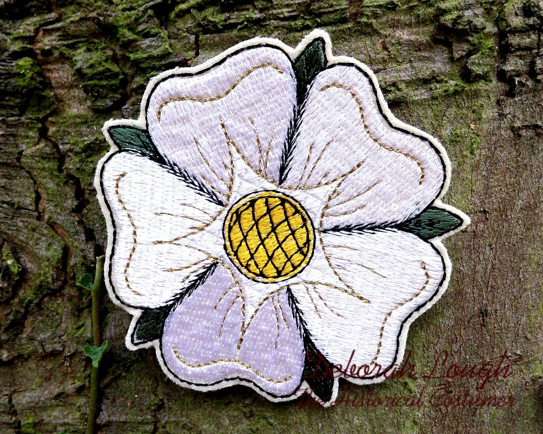 White Rose Livery Badge Medieval Heraldic Rose of York (black and Gold ...