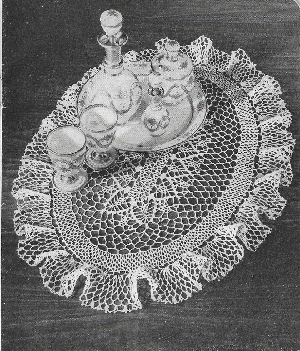 Oval Ruffle Vintage Crochet DOILY PATTERN, Digital Download, Star Doily ...