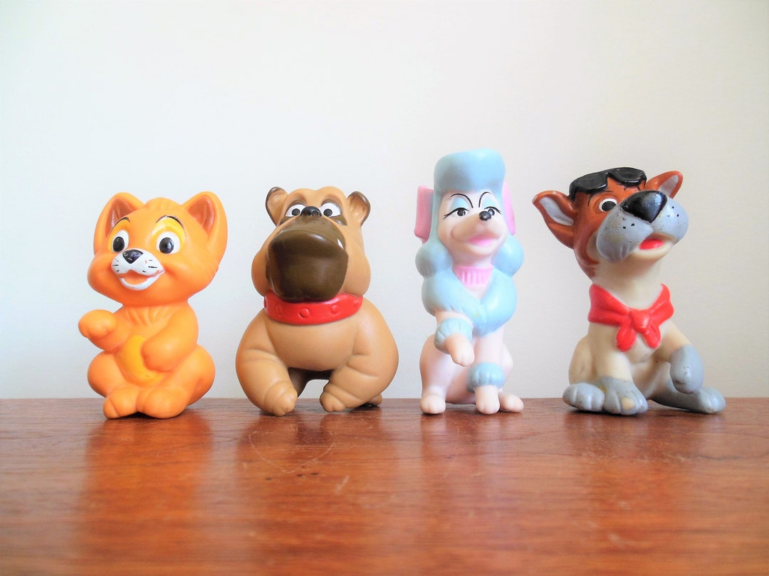 Oliver and Company Mcdonald's Finger Puppets, Four Toys, Oliver the Cat ...