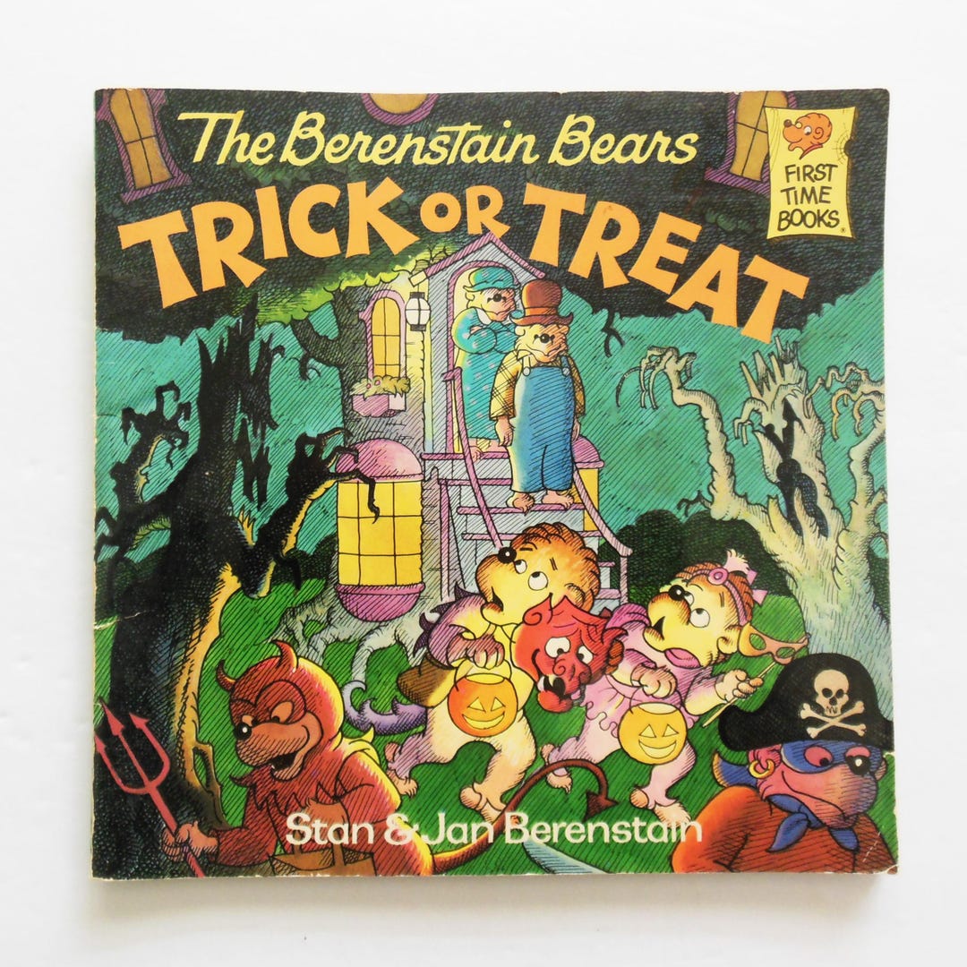 Berenstain Bears Trick or Treat Halloween Children's Book by Stan and ...