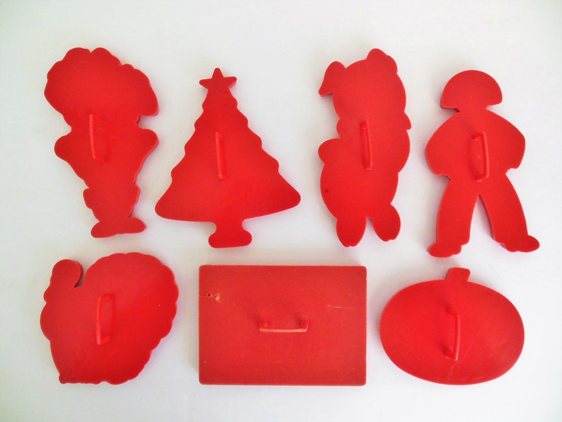 Red Plastic Cookie Cutters, Set of Seven, for Halloween Christmas ...
