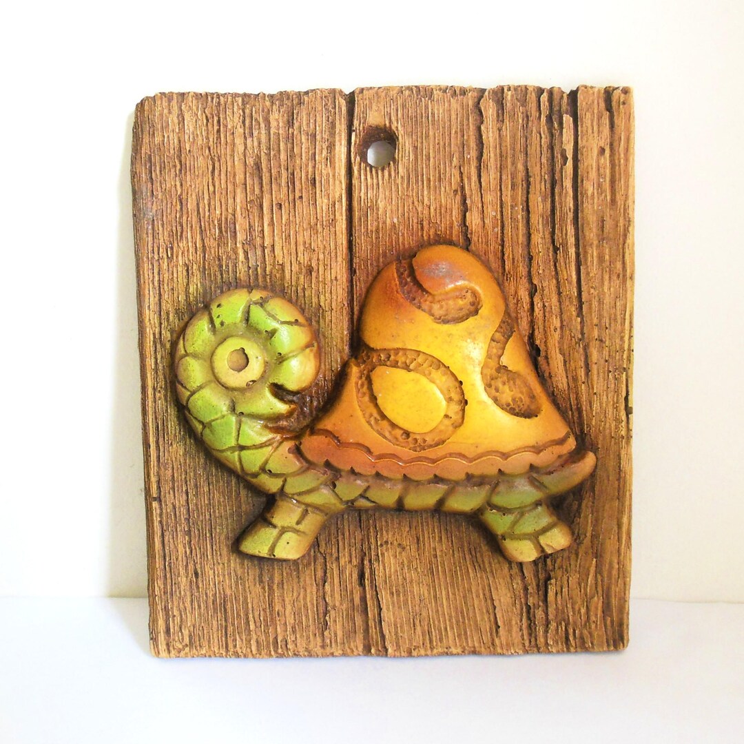 Turtle Wall Hanging Small Plaque, Vintage Green and Yellow Tortoise on ...