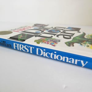 Macmillan First Dictionary, for Beginning Readers, Children's ...