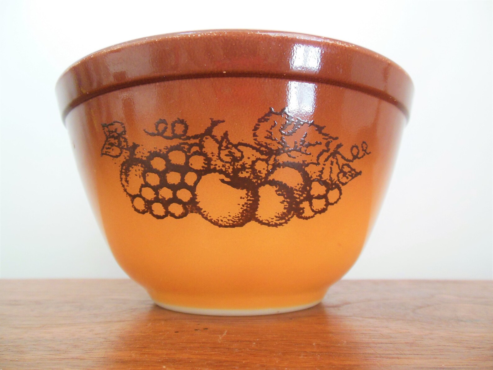 Old Orchard Small Pyrex Mixing Bowl 1 1/2 Pint Ovenware - Etsy