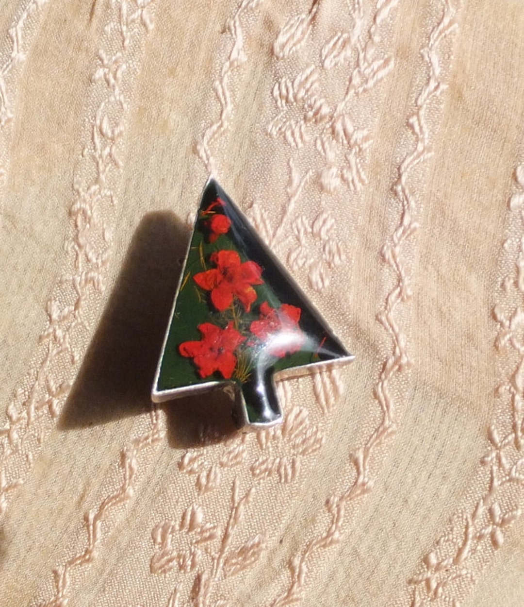 Christmas Tree Pin, Sterling Silver, Flower Resin, Dried Flower - Etsy