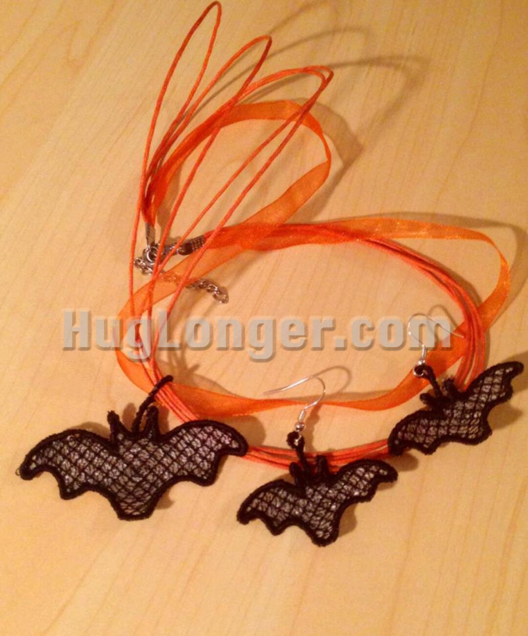 Free Standing Lace in the Hoop Bat Jewelry Pattern - Etsy