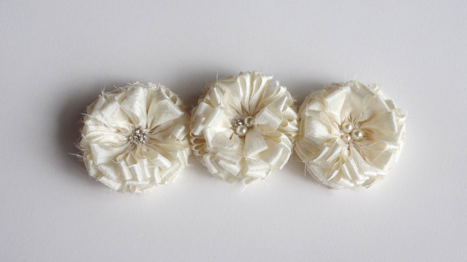Ivory Fabric Flowers Embellishment - Etsy