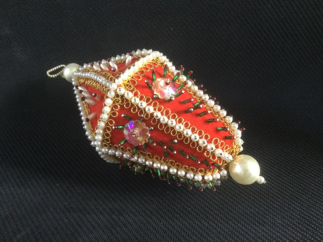 Red Velvet Push Pin Christmas Retro Ornament 1960s - Etsy