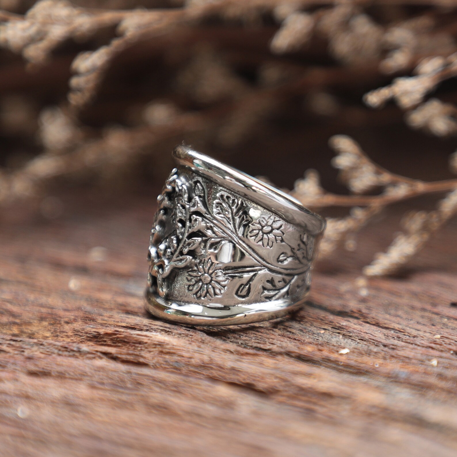 Olive Wreath Flower Cigar Band Ring for Women Made of Sterling Silver ...