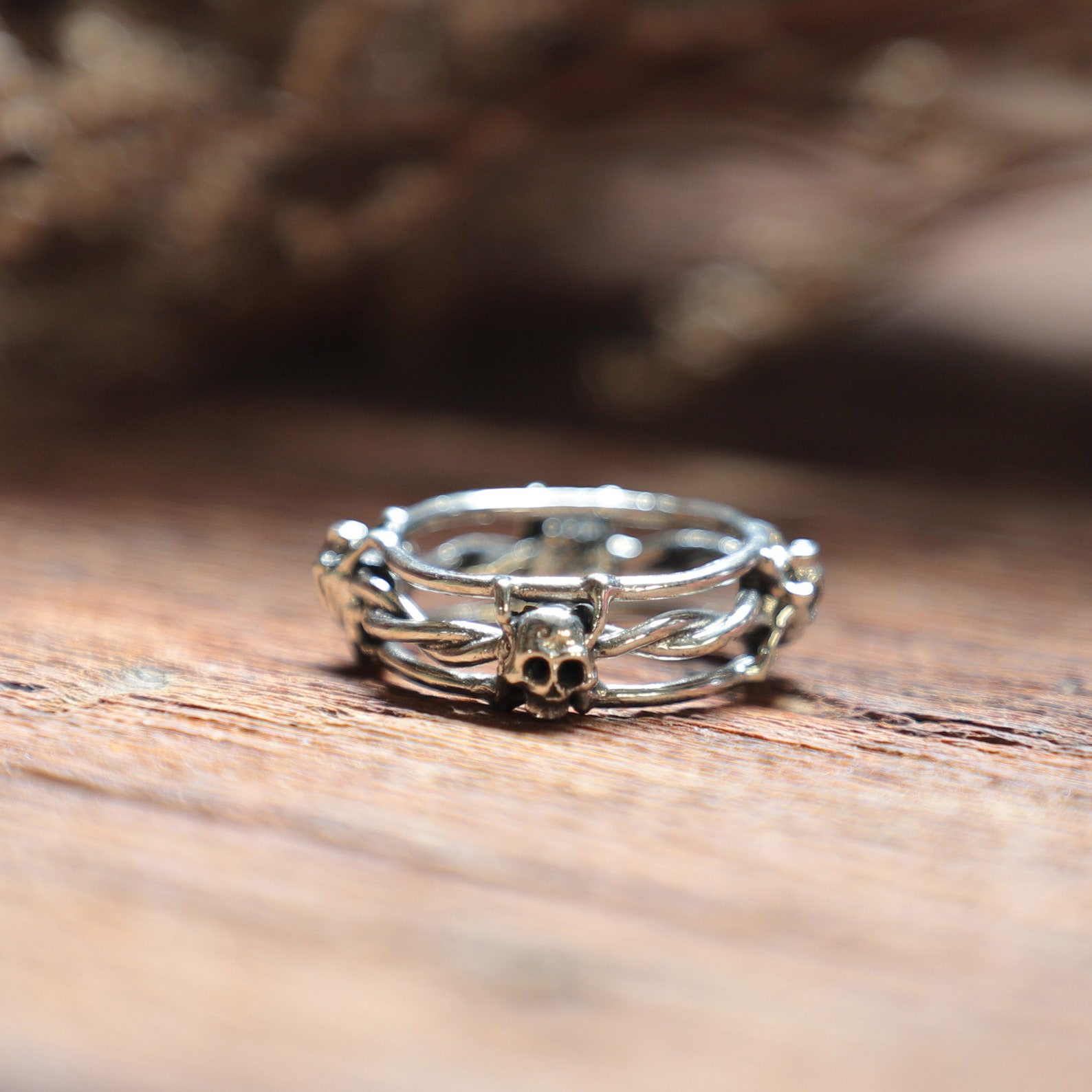 Skull Barbed Wire Band Ring for Unisex Made of Sterling Silver - Etsy