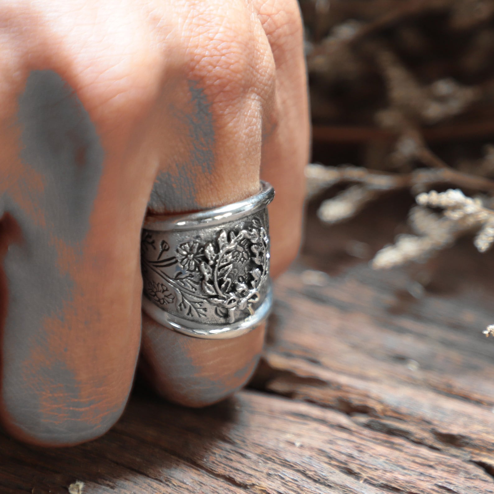 Olive Wreath Flower Cigar Band Ring for Women Made of Sterling Silver ...