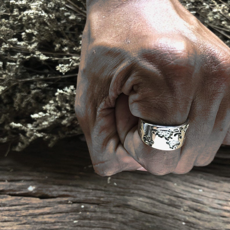 World Map Ring for Unisex Made of Sterling Silver 925 Minimal - Etsy