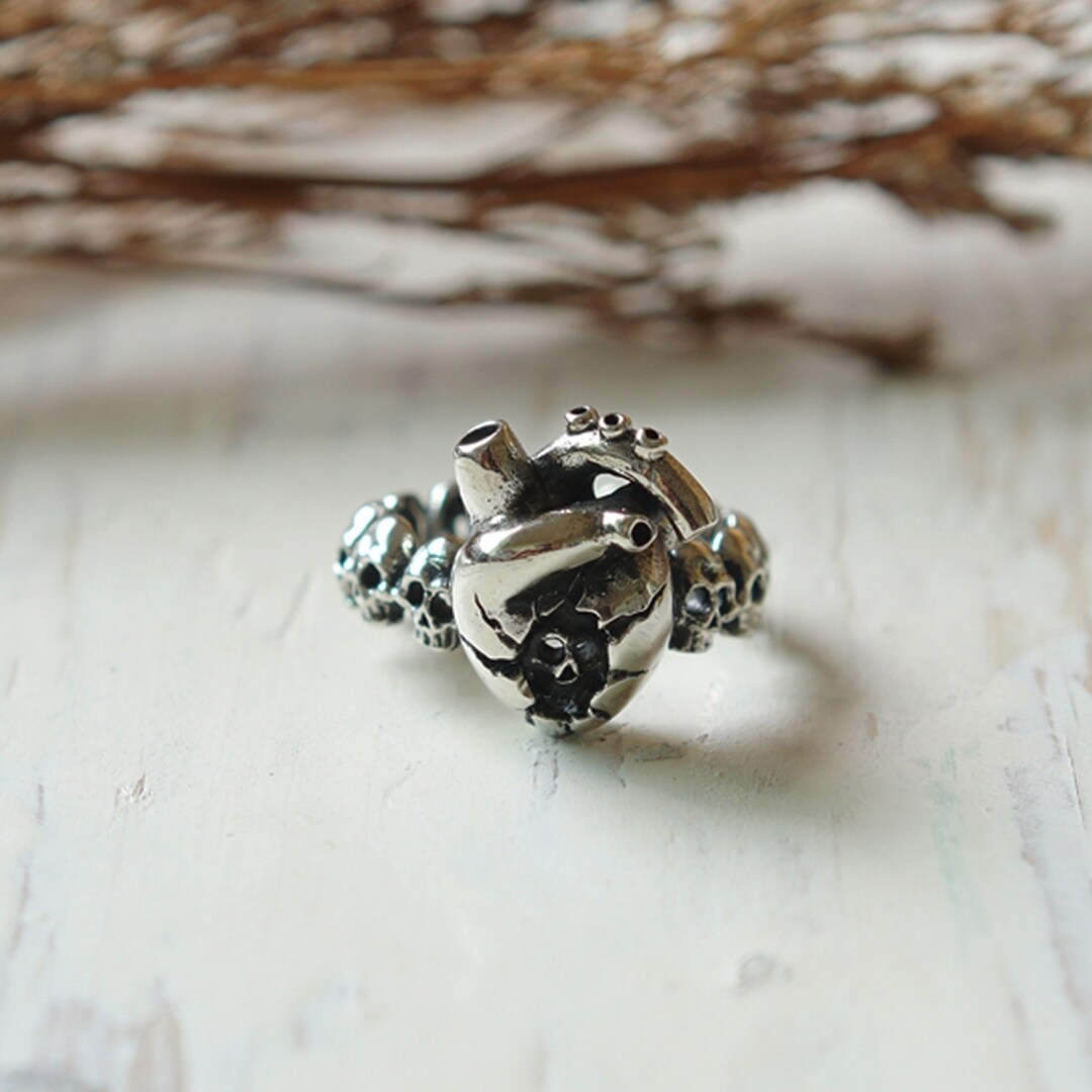 Human Heart and Skull Ring for Unisex Made of Sterling Silver 925 Love ...