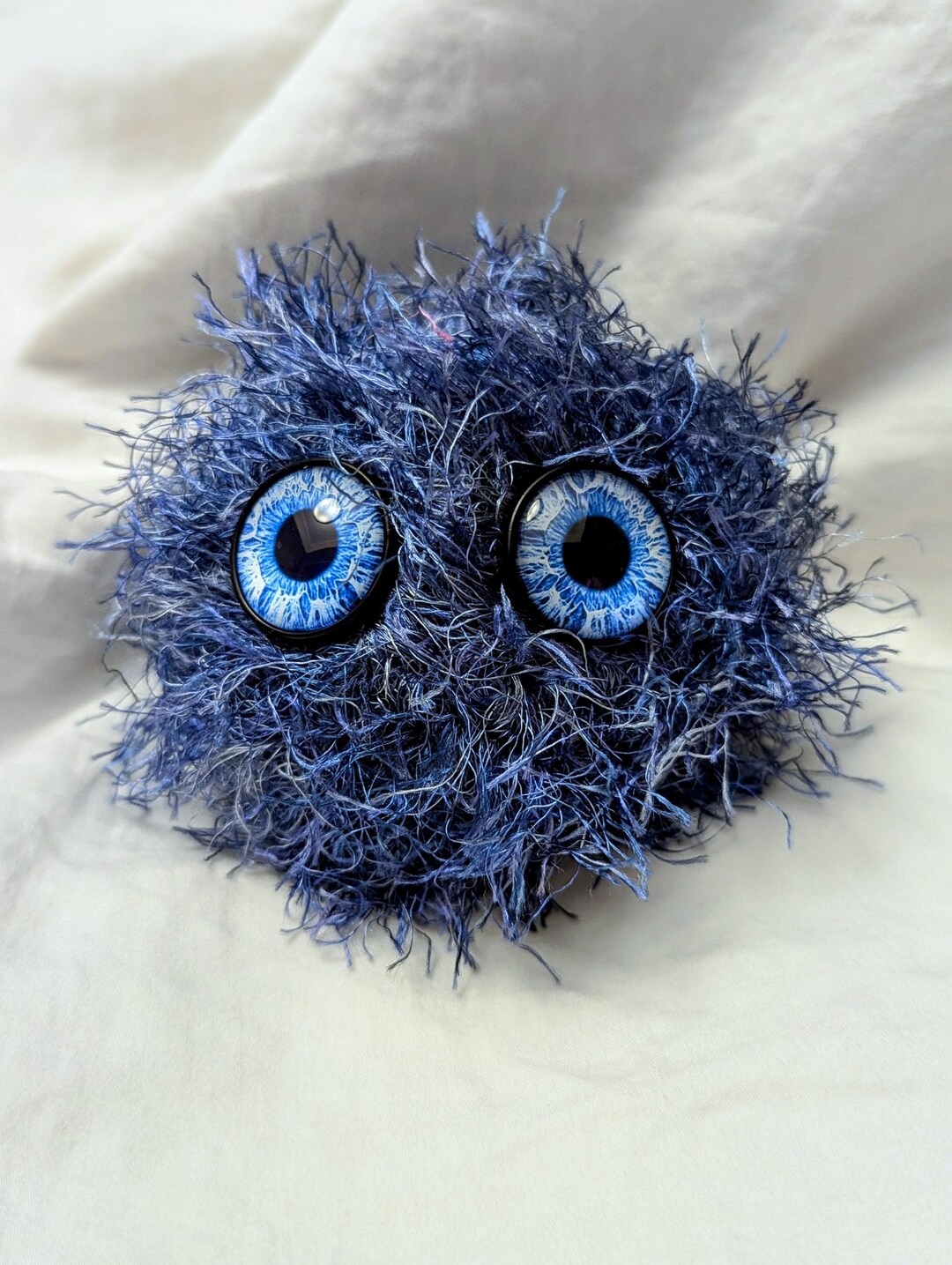 MONSTER EYE Emotional Support Creature Unique Cute Stress Relief Desk ...