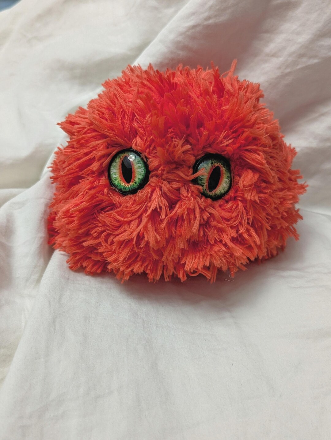 MONSTER EYE Emotional Support Creature Unique Cute Stress Relief Desk ...