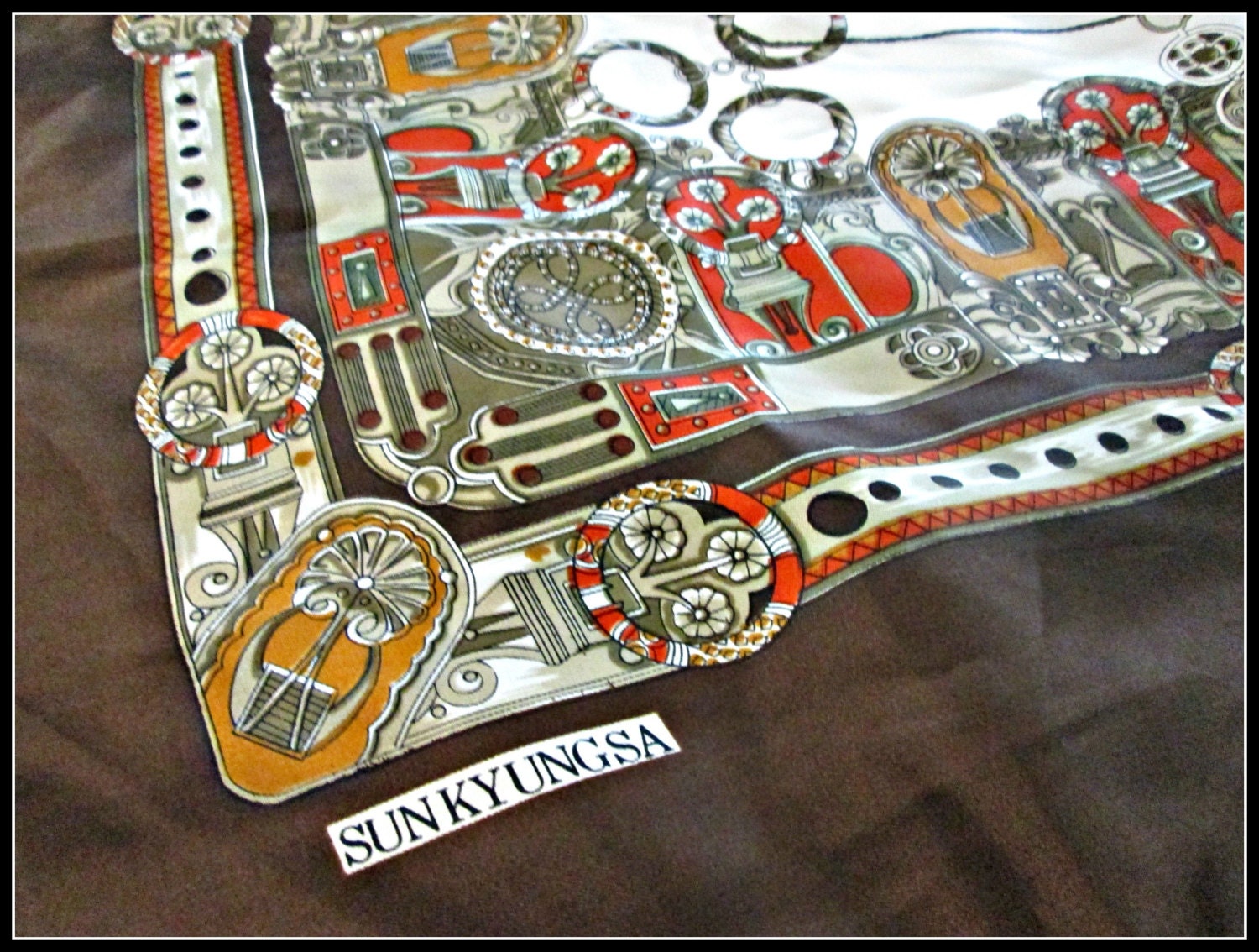 Vintage SUNKYUNG SA Scarf ~ Medallion ~ Earth Tones ~ Browns ~ Oranges ...