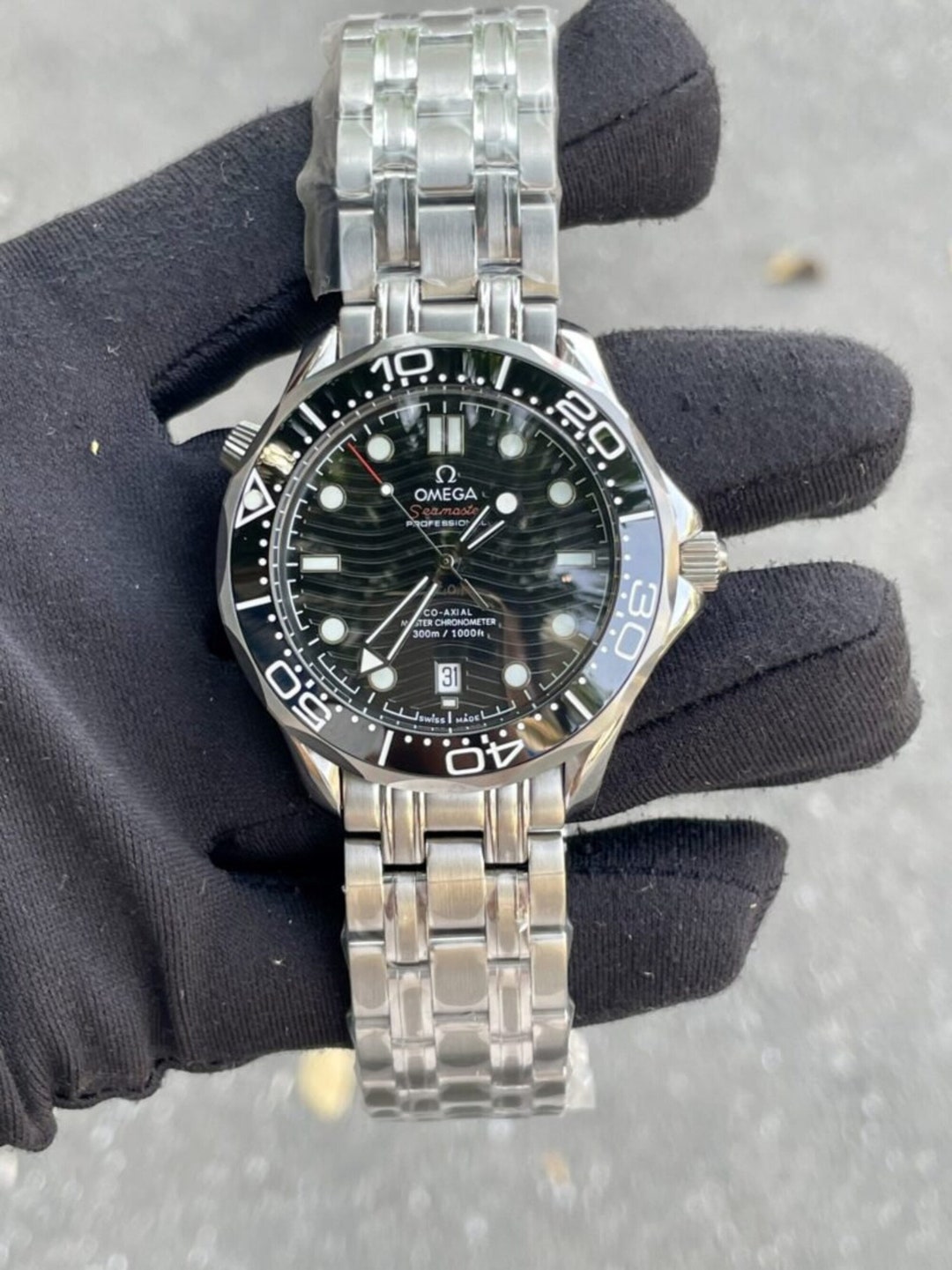 Omega Seamaster Diver 300m Co-Axial Master Chronometer 42mm ...