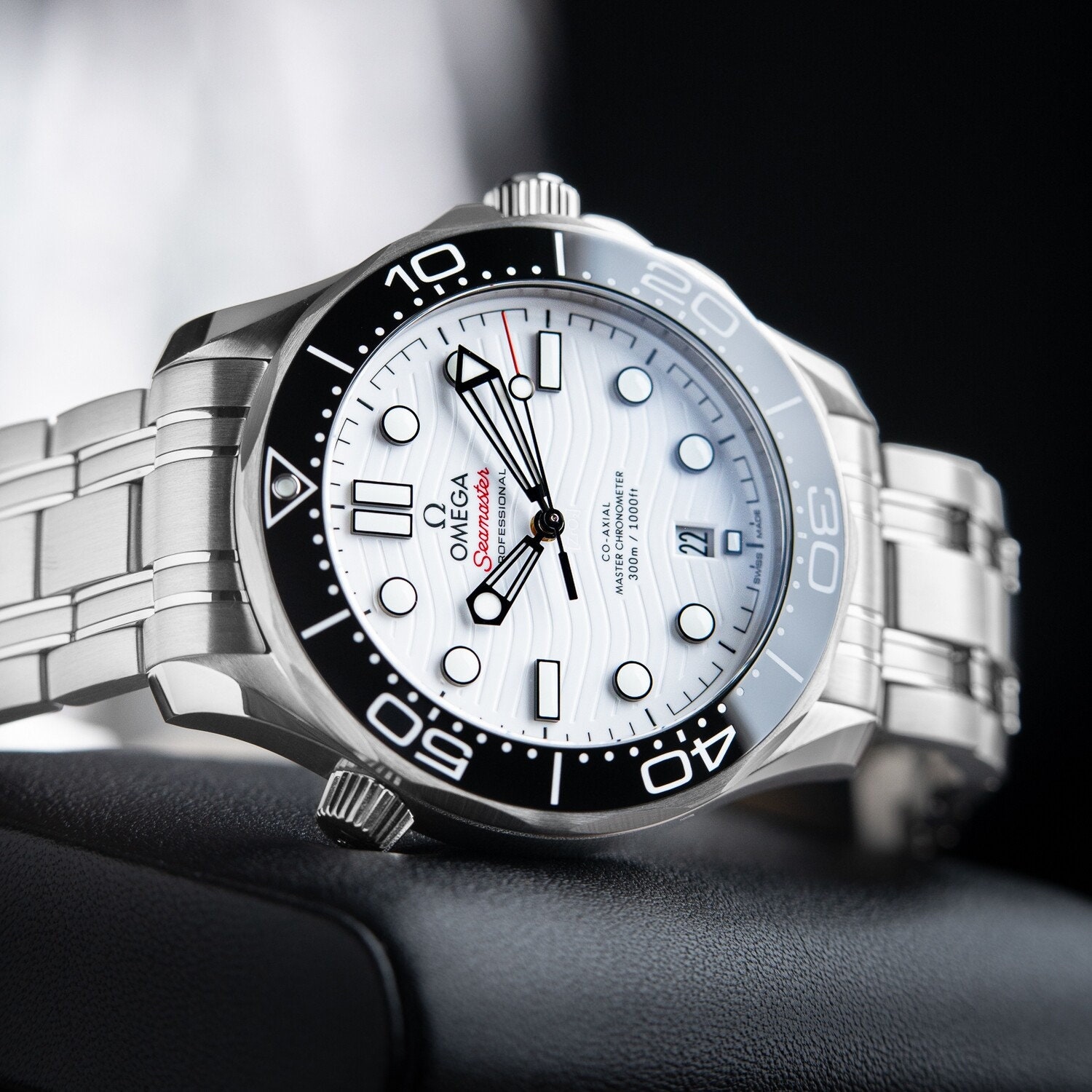 Omega Seamaster Diver 300m Co-axial Master Chronometer 42mm ...