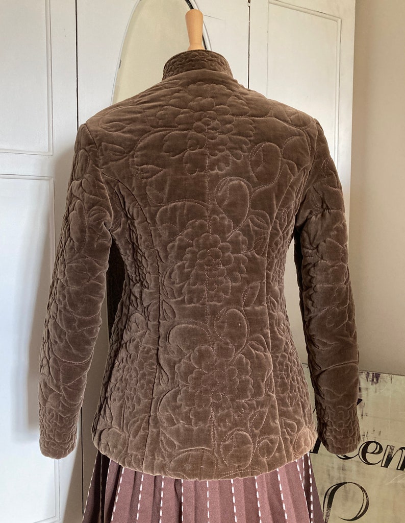 Vintage Retro 90s Chinese Style Padded Winter Jacket Brown. Medium 10/ ...