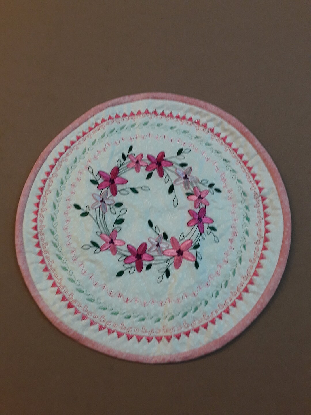 Embroidered Table Mat/doily - Etsy
