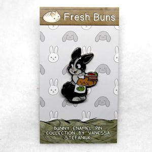 Dutch Carrot Cake Bunny Rabbit Enamel Pin House Rabbit Soft Enamel Pin ...