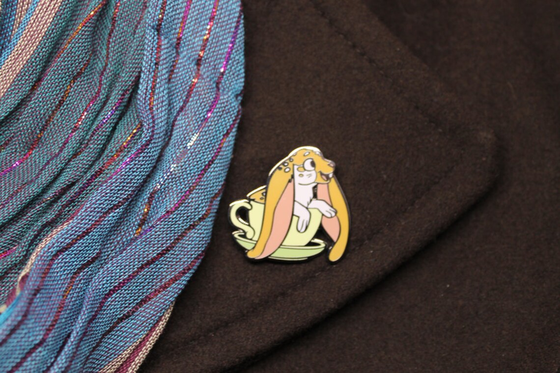 English Teacup Bunny Rabbit Enamel Pin - House Rabbit - Soft Enamel Pin ...