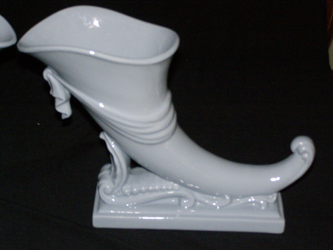 Vintage Pair of Mid Century Princeton China Cornucopia Vases TRENTON ...