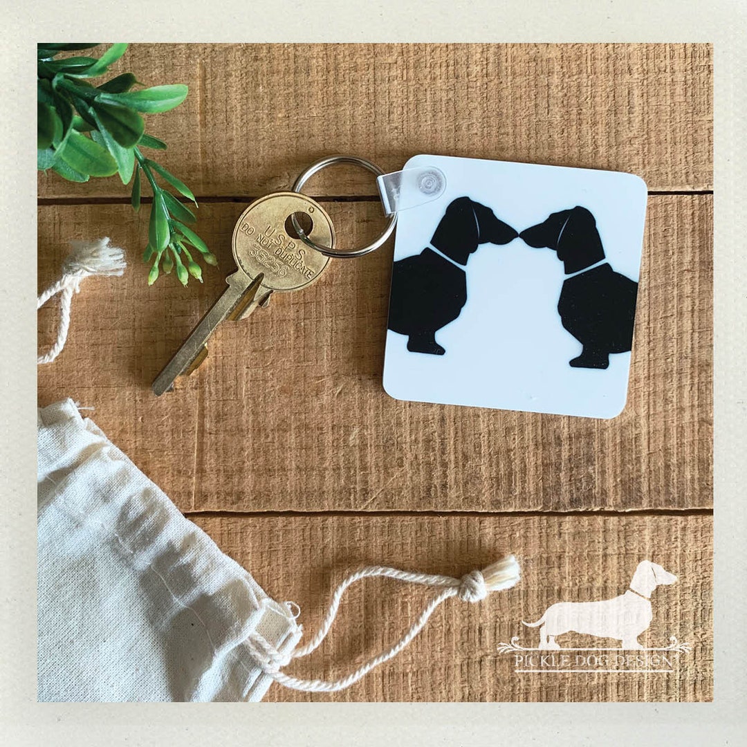 Doxie Love. Keychain -- (dachshund, Key Ring, Vintage-style, Sausage ...