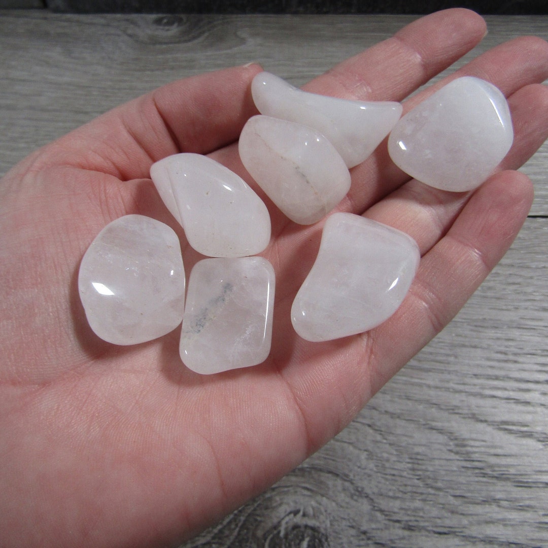Snow Quartz 0.75 Inch Tumbled Stone T476 - Etsy