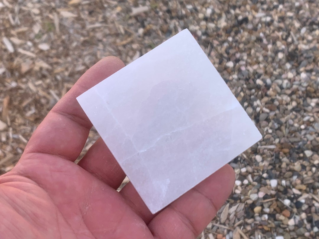 Selenite Square 2.5 Inch + Flat Grid Charging Plate SL24 - Etsy