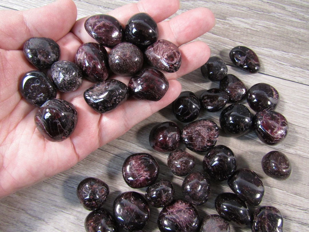 Garnet 3/4 Inch + Tumbled Stone T111 - Etsy