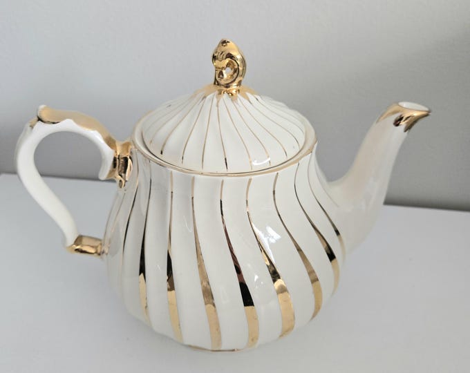 Sadler Gold Swirl Teapot, 5-6 Cup Teapot Pot, Excellent Condition - Etsy
