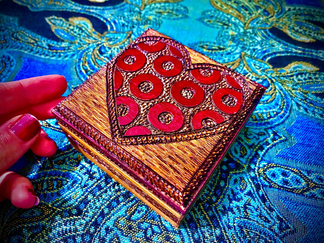 PHISH Fishman DONUTS in Heart Hand Wood Burned Wooden Box - Etsy