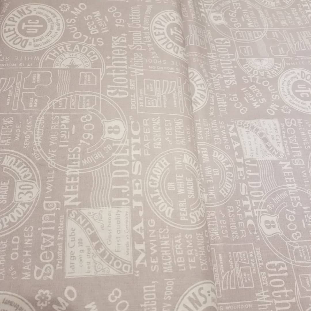 108 Riley Blake Paper Dolls Fabric. One Yard. - Etsy