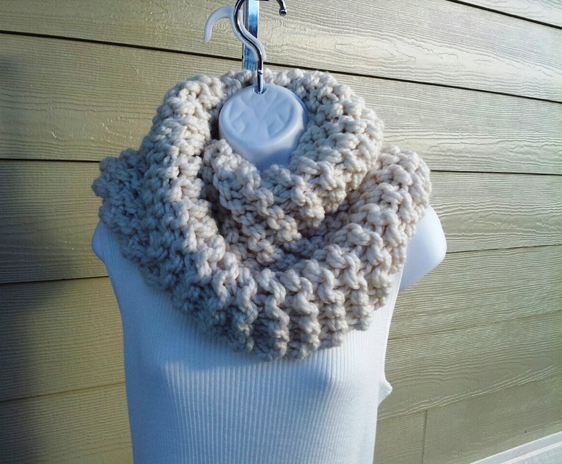Outlander Inspired Claire Cowl Snood PDF KNITTING PATTERN - Etsy