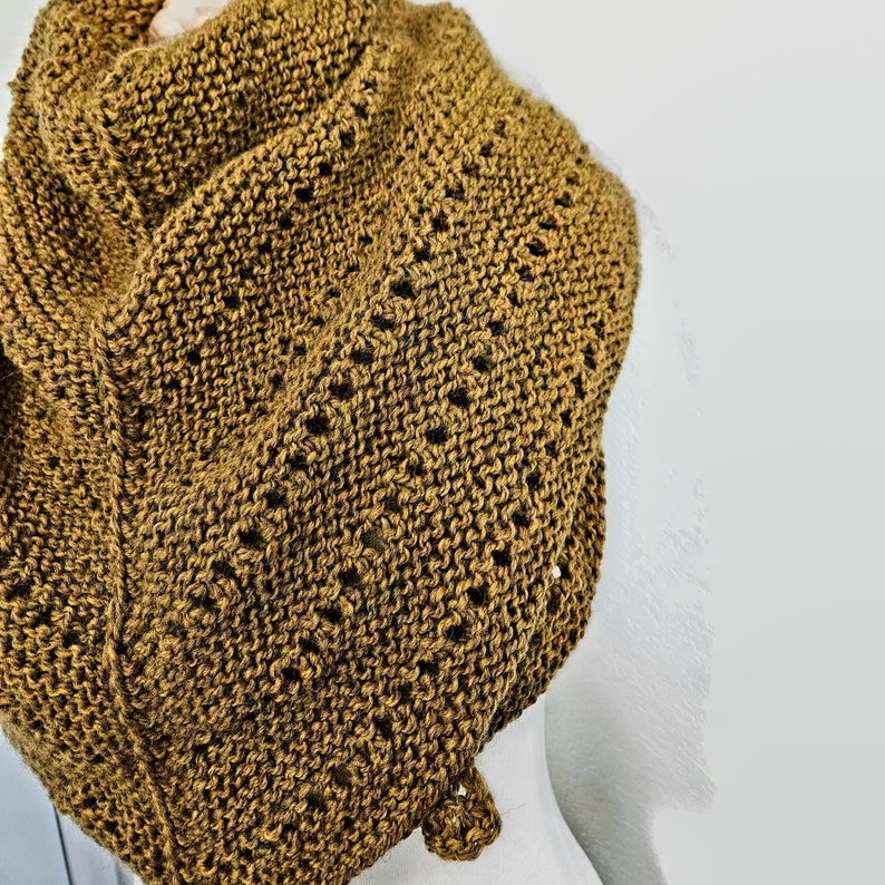 Simple Wide Wingspan Triangle Shawl Knitting Pattern With or Without ...