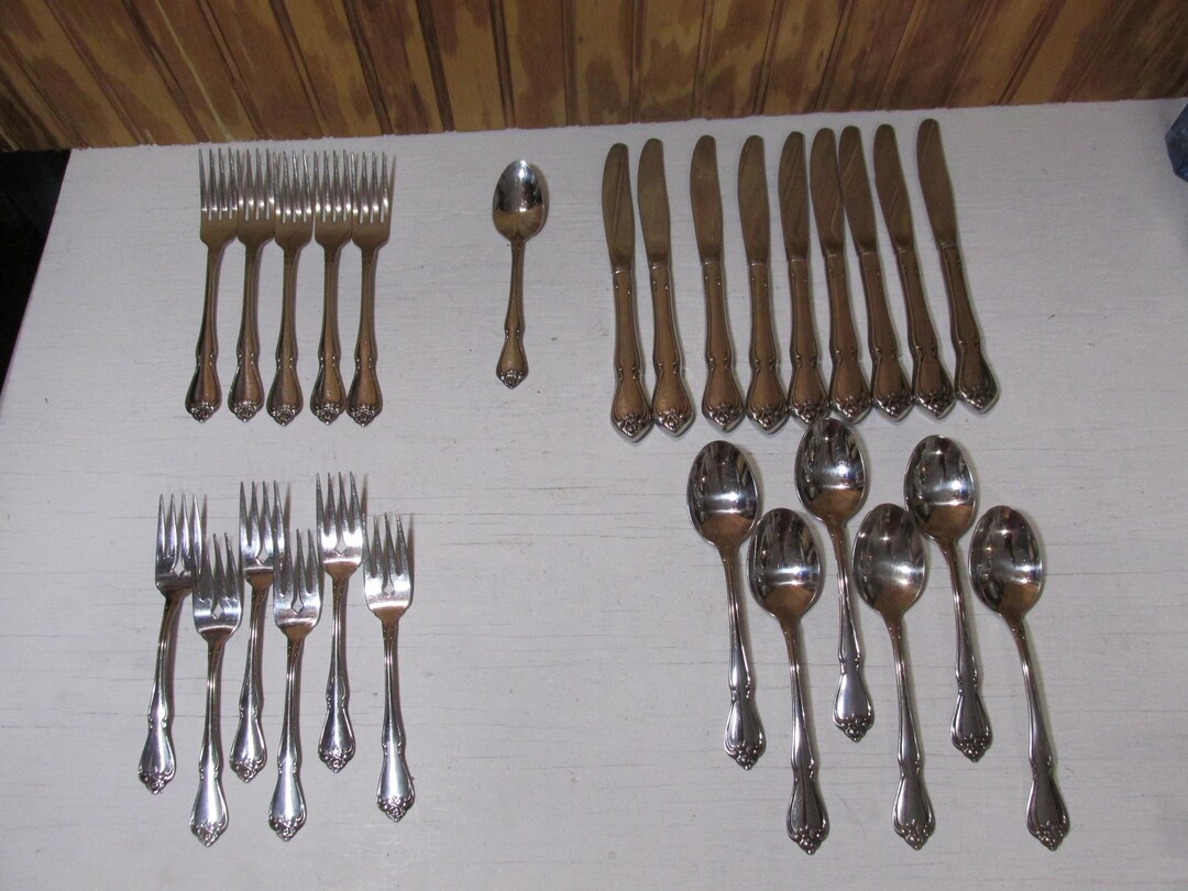 Vintage Oneida Ltd. Arbor Rose Pattern Stainless Steel Silverware Set ...