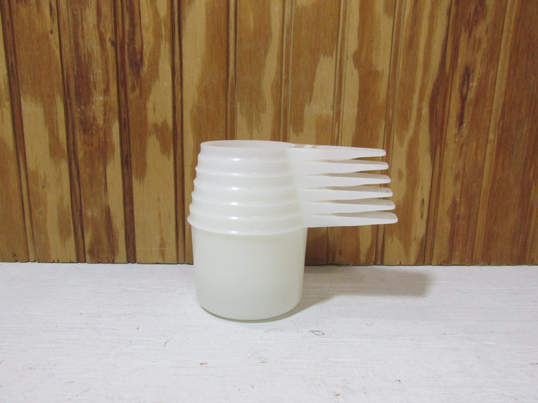 Vintage White Tupperware Measuring Cups Complete Set of 6 - Etsy
