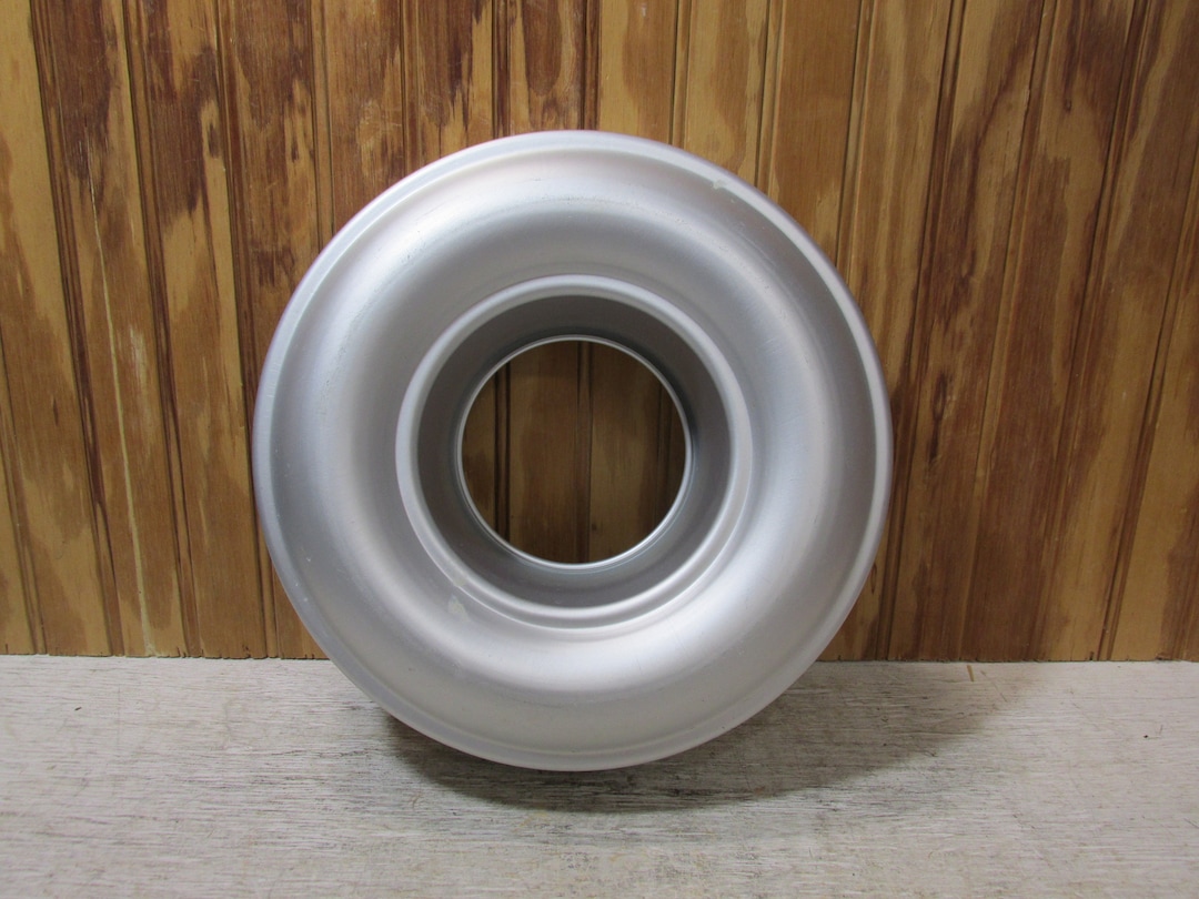 Vintage Mirro Aluminum Round Jello Mold- Cake Pan- Bundt-ring- Mirro- M ...
