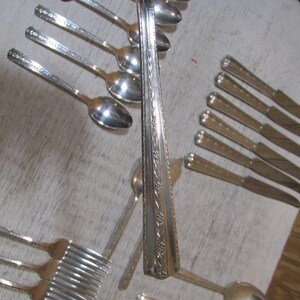 Vintage Knickerbocker Roseanne Pattern Silverplate Flatware Silverware ...