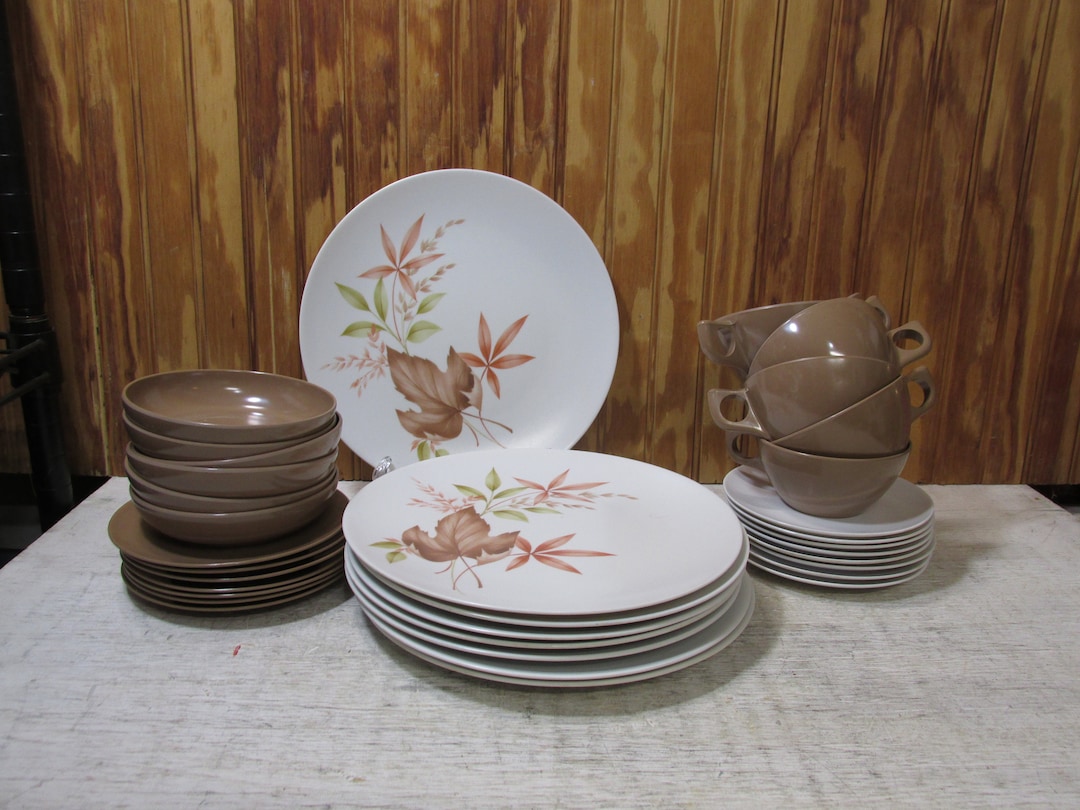 Vintage Brown and White Leaf Pattern Melmac Dish Set- Plates, Cups ...