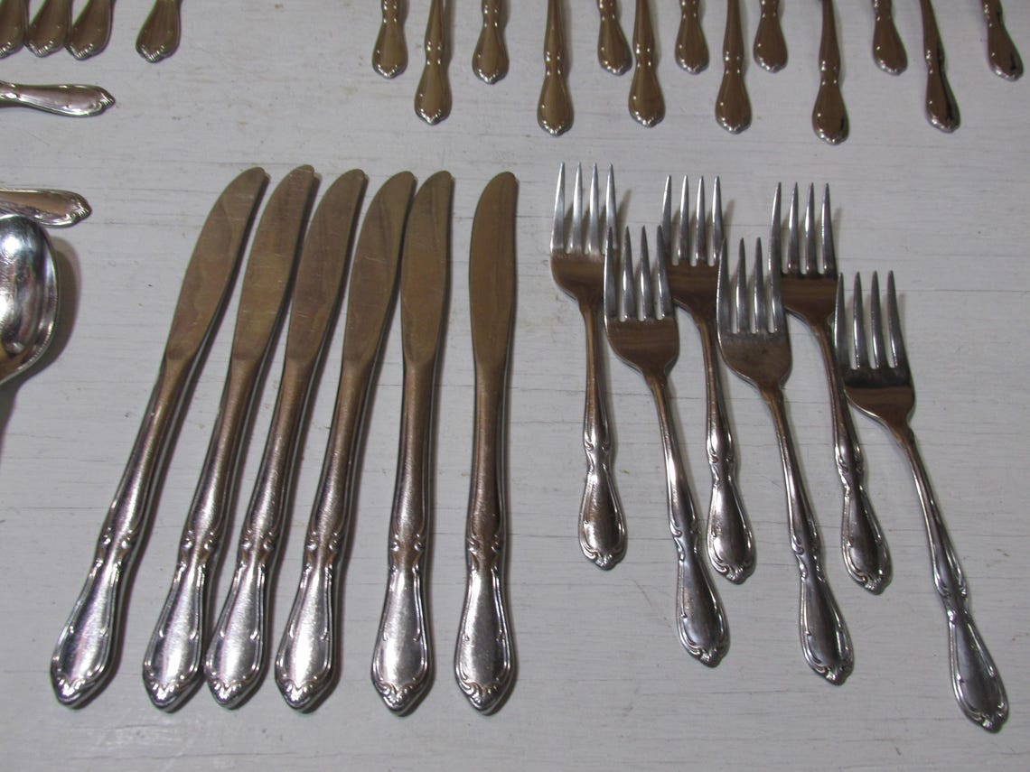 Vintage Rogers Cutlery Co. Stainless USA. Silverware Set Victorian ...