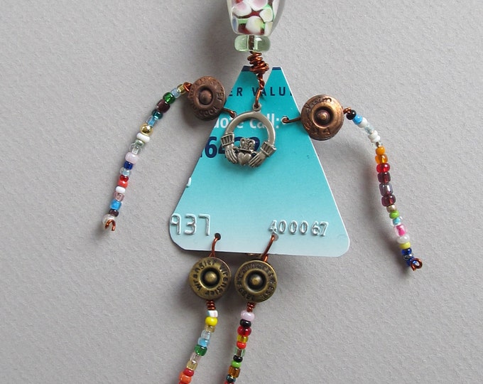 Handcrafted Credit Card and Beaded Pin credit Card - Etsy