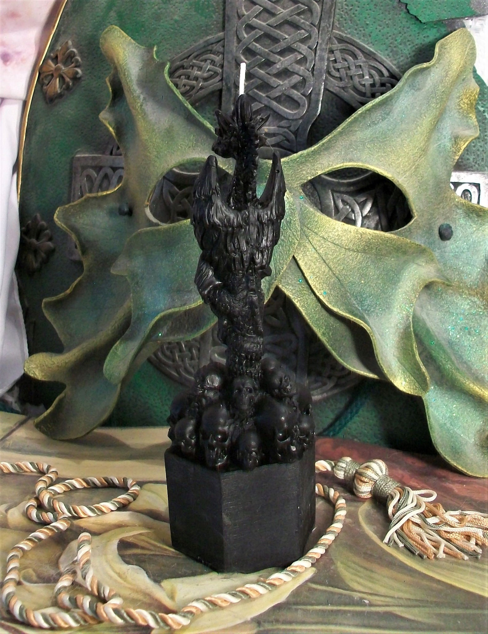 Free USA Shipping Dragons Bounty Candle Dragon Candle - Etsy Österreich