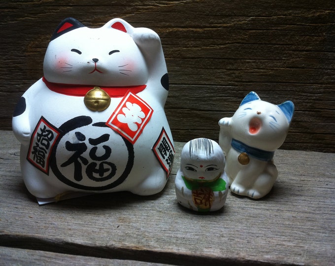 Vintage Chinese New Year Ceramic Prosperity Cat Bank and Figures Maneki ...