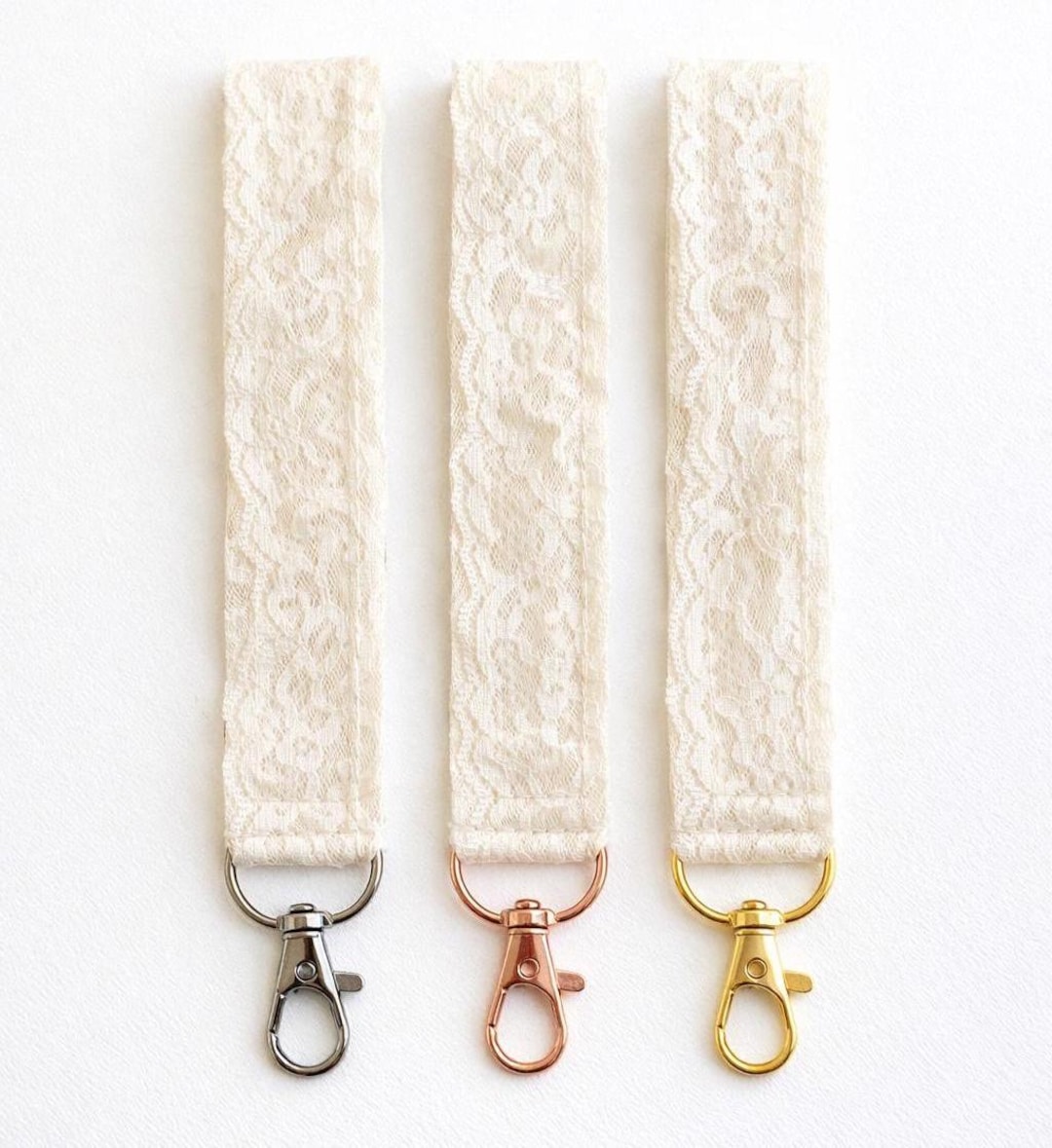 Handmade Ivory Lace Keychain Wristlet – Vintage Glam Key Fob - Etsy