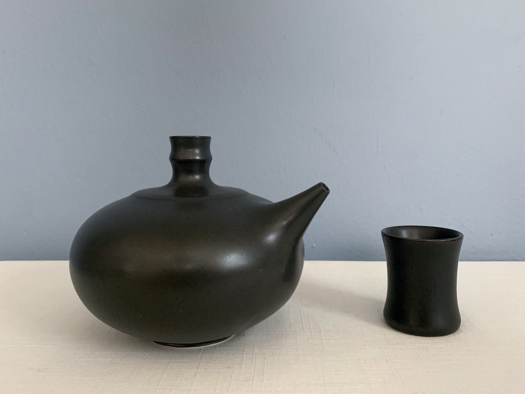 Vintage Phyllis Ihrman - Willow Wind Studio Pottery Decanter and 5 Cups ...