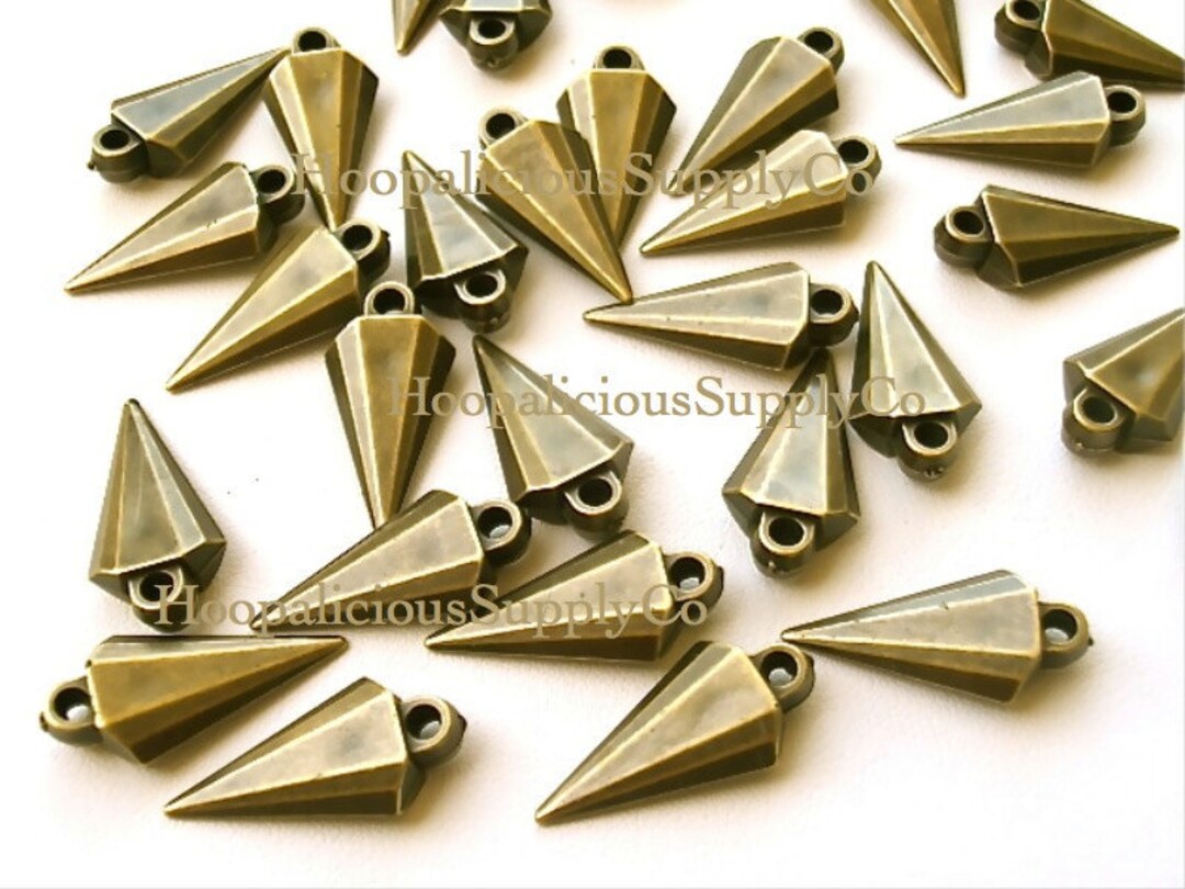10pc Arrowhead Spike Beads. Arrow Shaped. High Quality. Crafting Idea ...