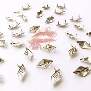 50pc Textured Diamond Shaped Prong Nail Head Studs. for DIY Projects ...