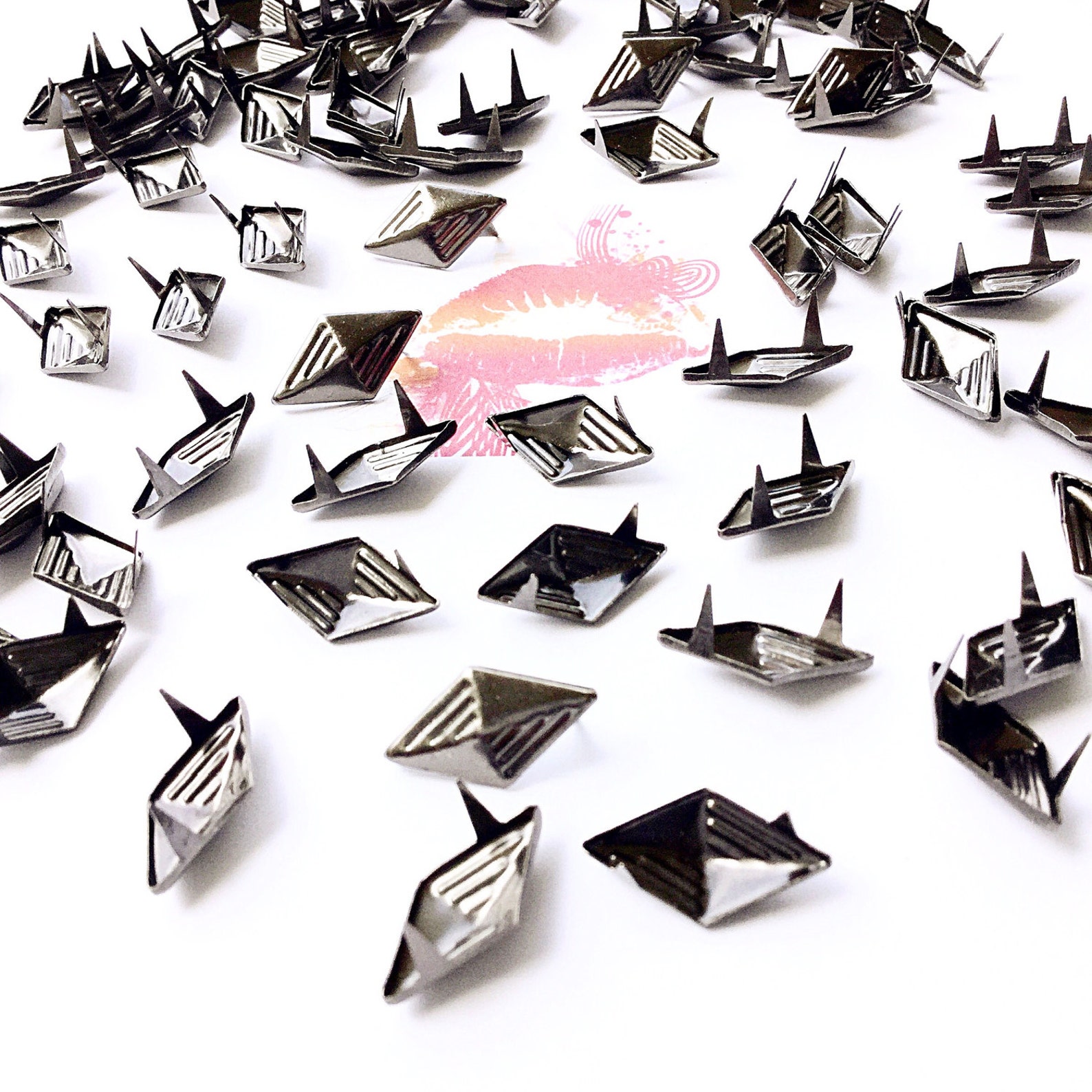 50pc Textured Diamond Shaped Prong Nail Head Studs. for DIY Projects ...